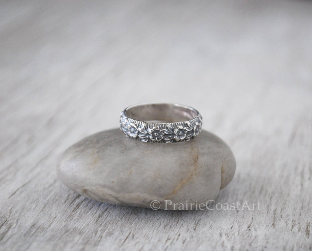 Silver Flower Band - Sterling Silver Band - Floral Pattern Band ...