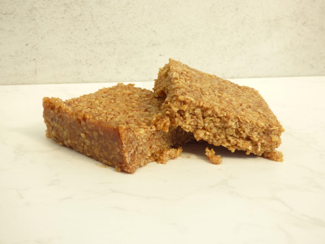 Tray of Flapjack, Sticky Sweet Traybake That You Can Enjoy for Days ...