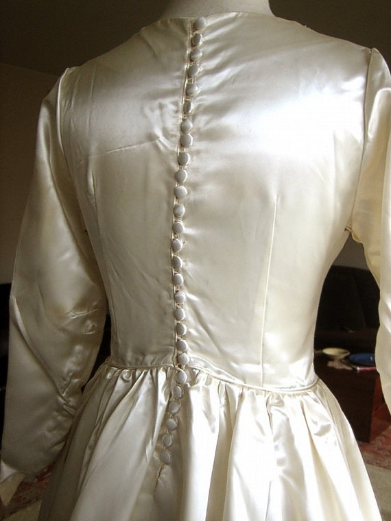 DRESS Vintage Authentic Cream Liquid Satin WEDDING GO… - Gem
