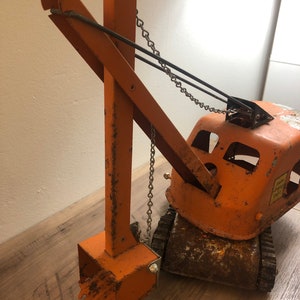 Vintage 1950s Pressed Steel Orange Tonka State Hi-way Department Mobile ...