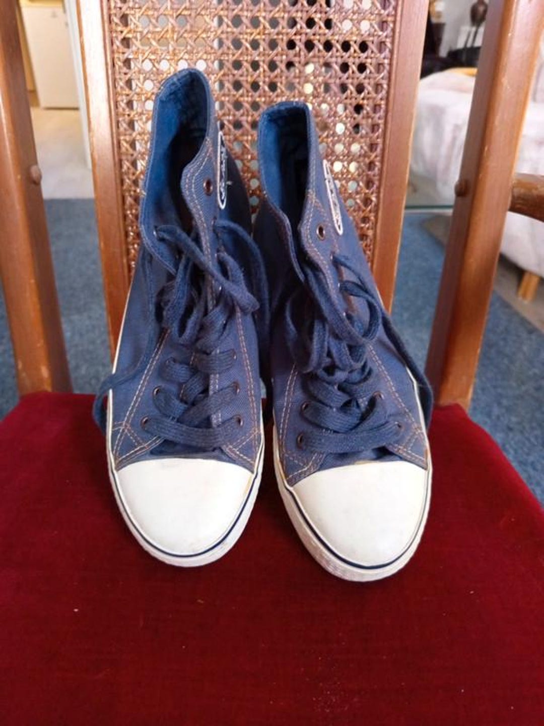 Super Rare Vintage Von DUTCH Sneakers (UK 8) – Second Hand, Very Good ...
