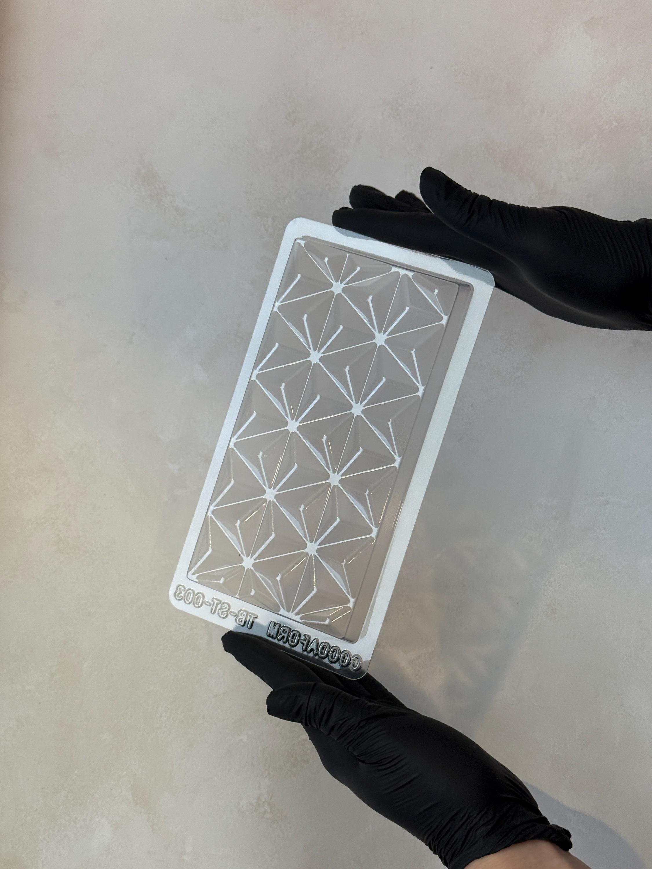 Geometric Chocolate Bar Mould | Sleek & Modern Dubai Chocolate Designs ...