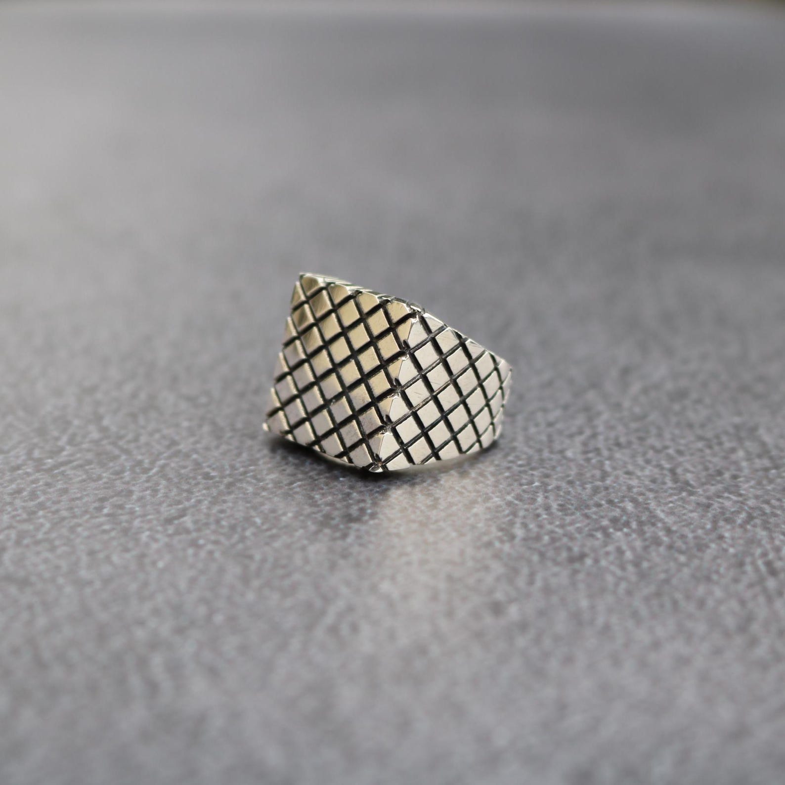 Crossed Engraving Signet Ring Men Old Money Aesthetic Chunky Silver ...