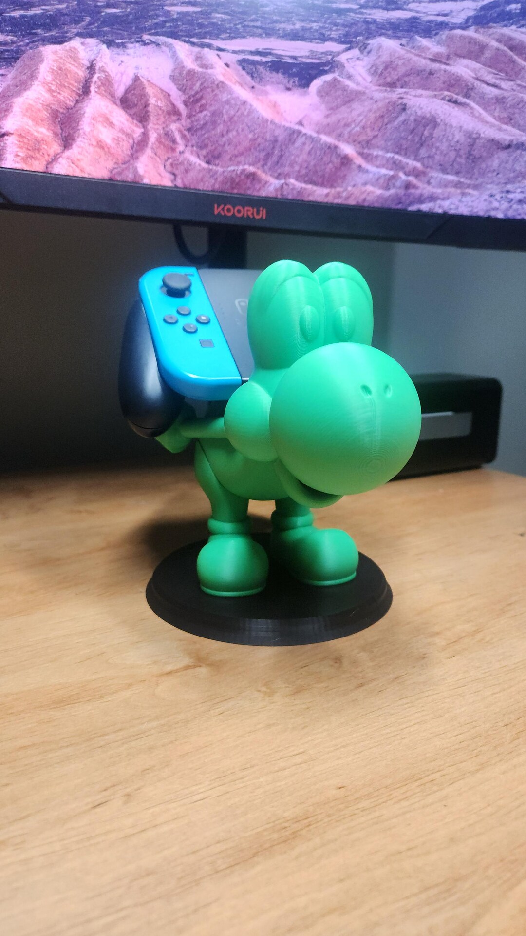 Yoshi Controller Holder Phone Holder Gaming Decor Office Phone Stand ...
