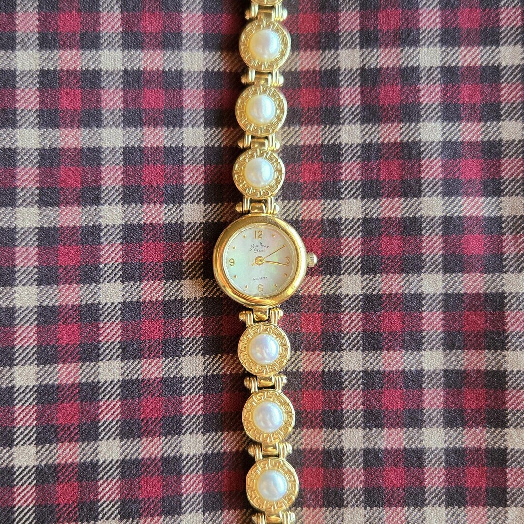 Madison Gems Pearl Vintage Watch - Etsy