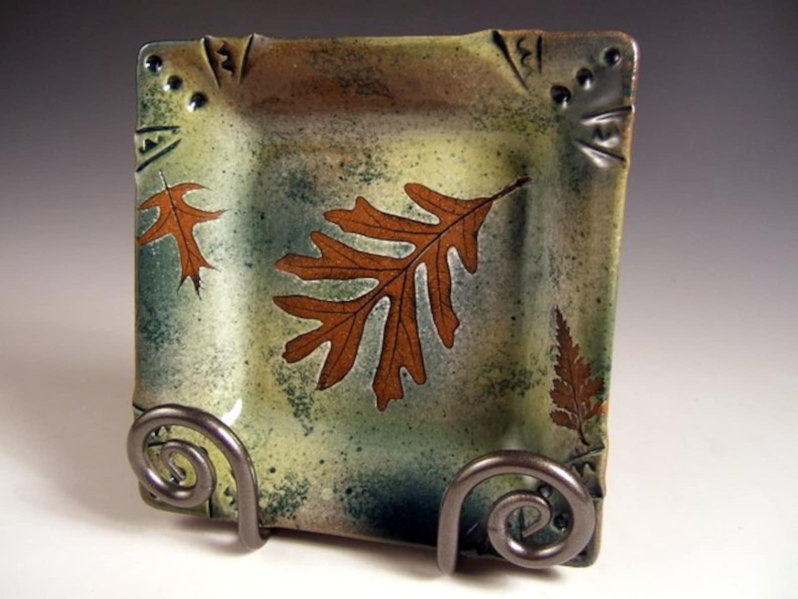 Metal Easel Small Table Top or Wall - Etsy