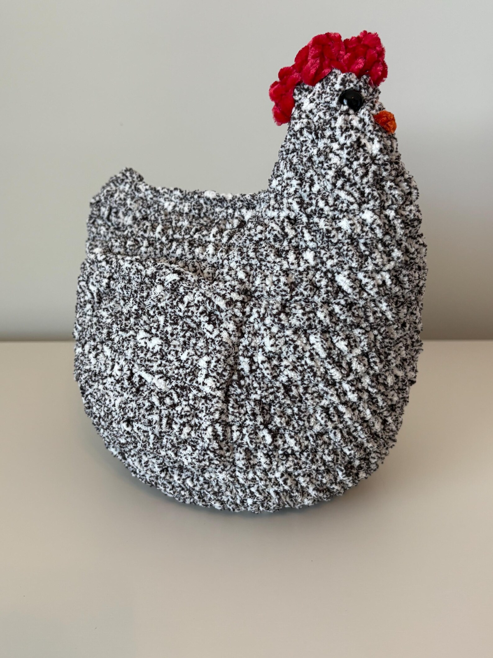 Craig the E-reading Chicken: Crochet, Amigurumi, Plushie, Hands Free ...