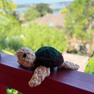 Chunky Knit Sea Turtle Tutorial + Pattern | Learn How to Finger Knit | Video Tutorial | PDF ...