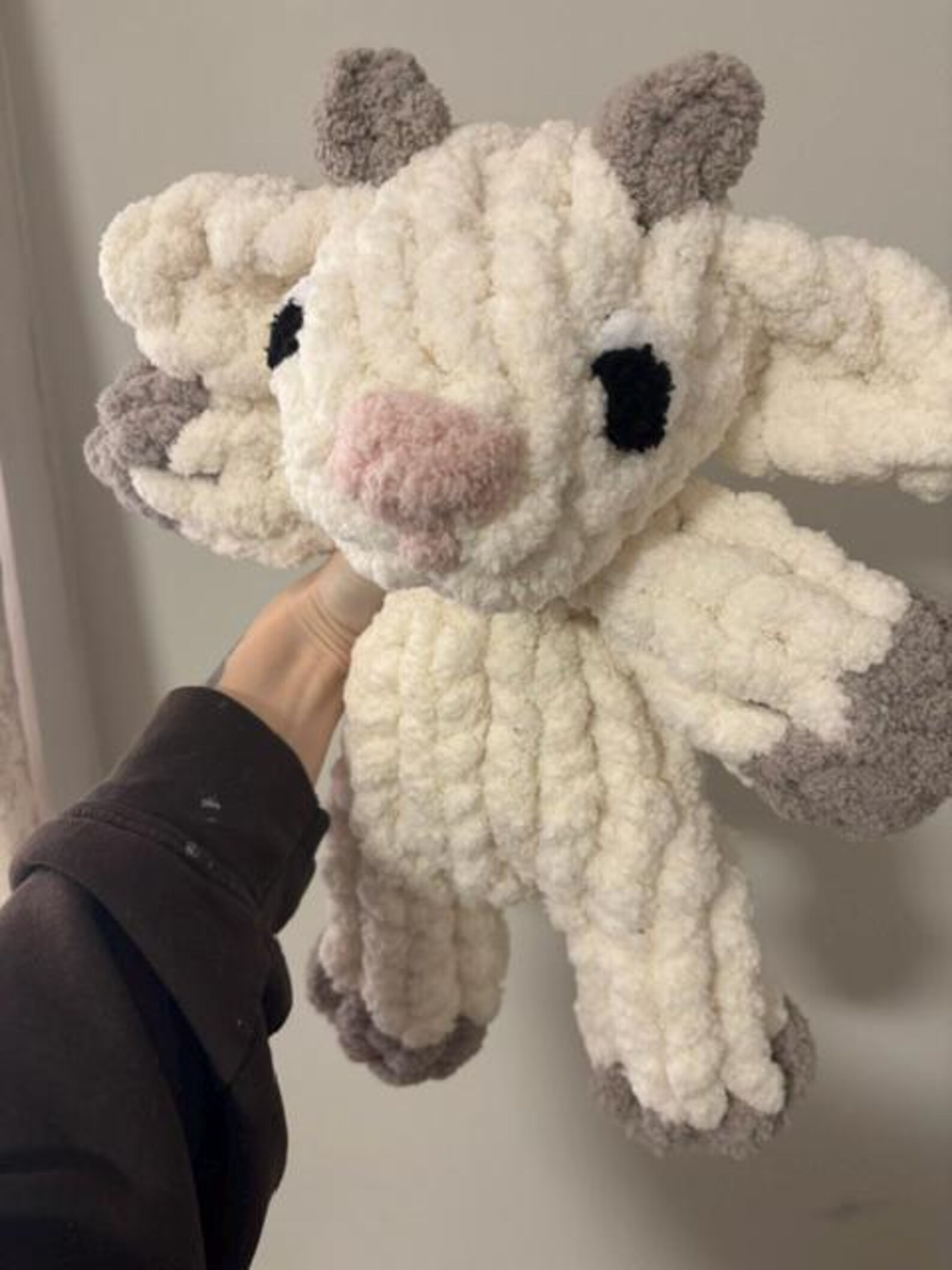 Baby Goat Snuggler Pattern + Tutorial | Learn How to Finger Knit ...