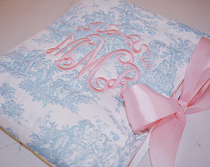 Gingham Bow Bible Cover/quilted Bible Cover/vintage Bible Cover - Etsy