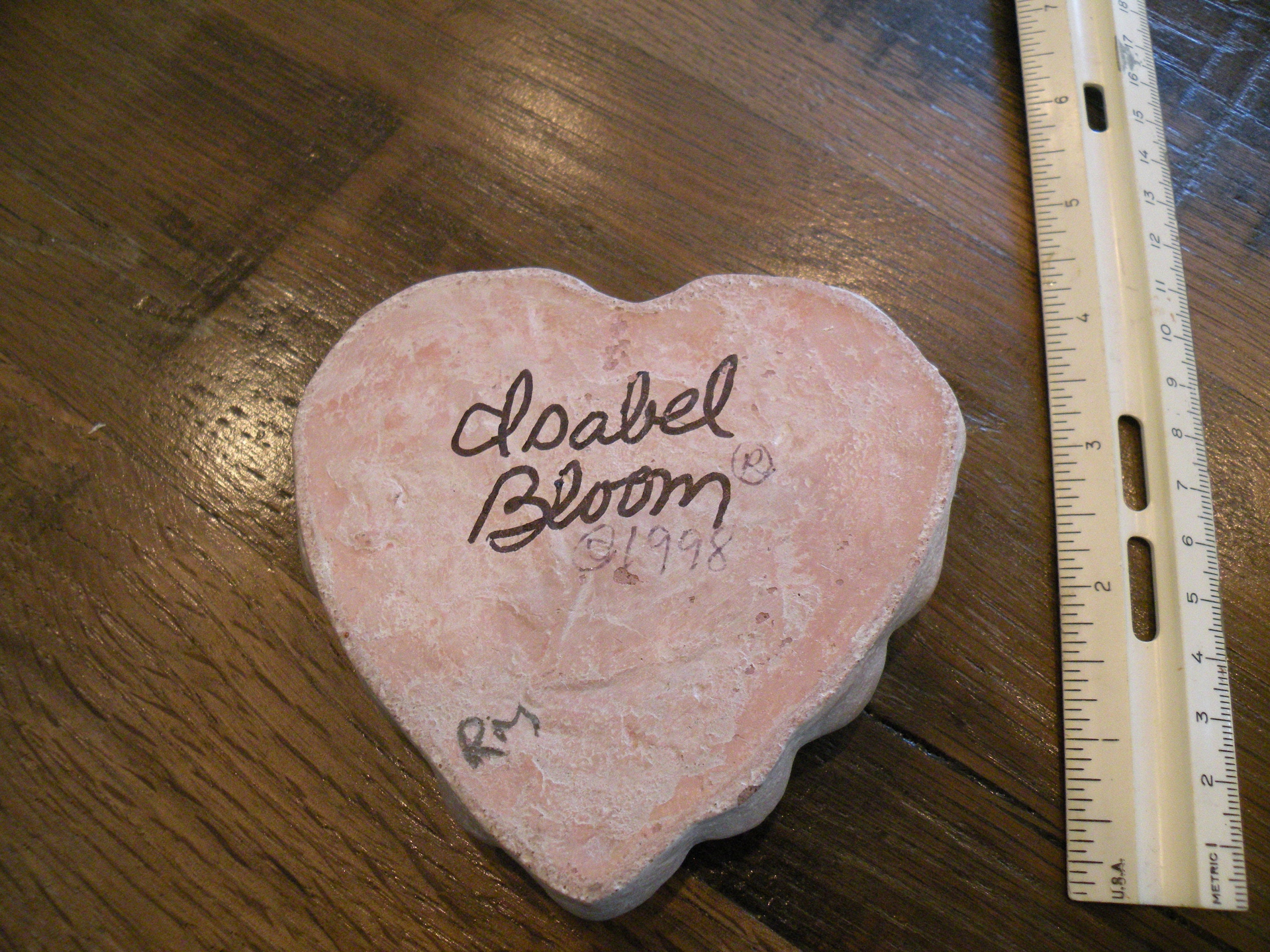 Isabel Bloom 1990's Heart With Children Hugging - Etsy