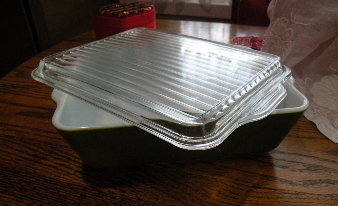 Vintage Avocado Green Pyrex Rectangle Casserole, Milk Glass Baking Dish ...