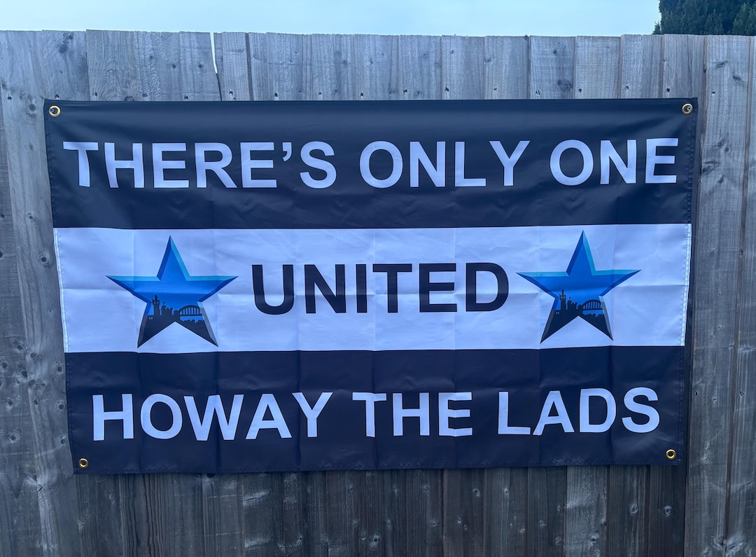 Newcastle Utd Flag 5FT X 3FT Flag. FREE DELIVERY. Brand New in Stock ...