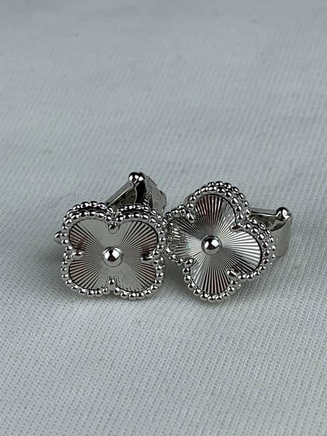 Van Cleef Arpels White Gold Clover Hoop Earrings - Etsy