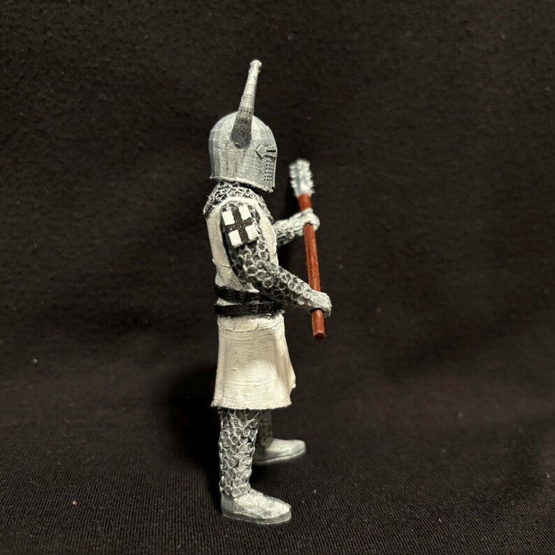 Teutonic Knight With Two-handed Mace, 1/18 Scale 90mm Miniature ...