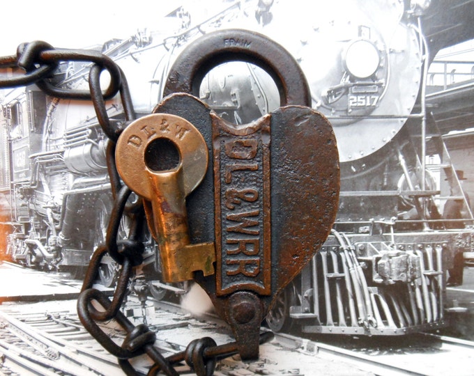 DL&W Castback Lock With Matching Key - Delaware, Lackawanna and Western ...