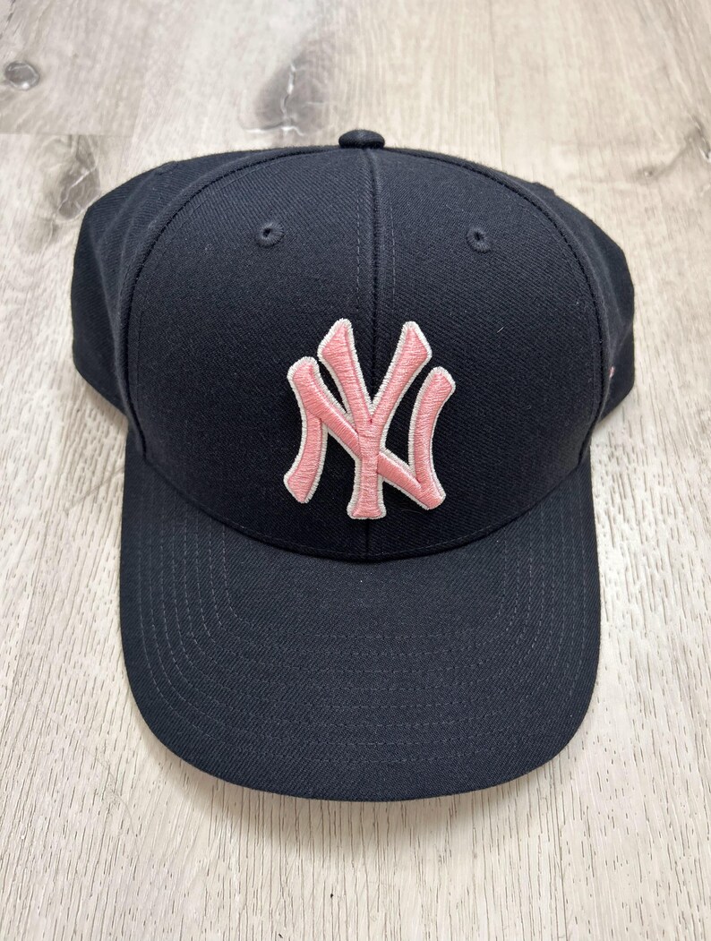 2000s Vintage New York Yankees Navy and Pink Baseball Cap - Etsy