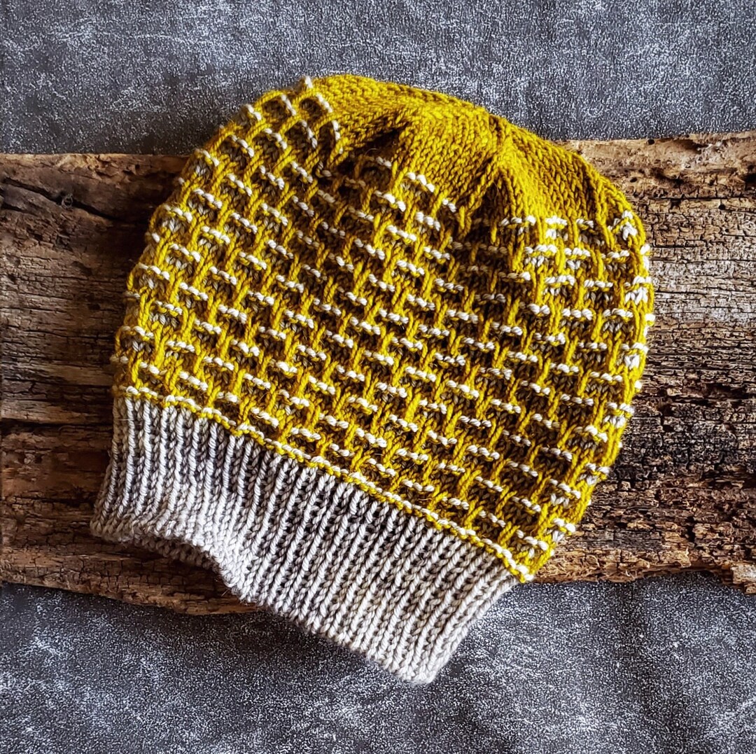 Two Tone Knit Hat Pattern, Easy Colorwork Beanie Knitting Pattern DK ...