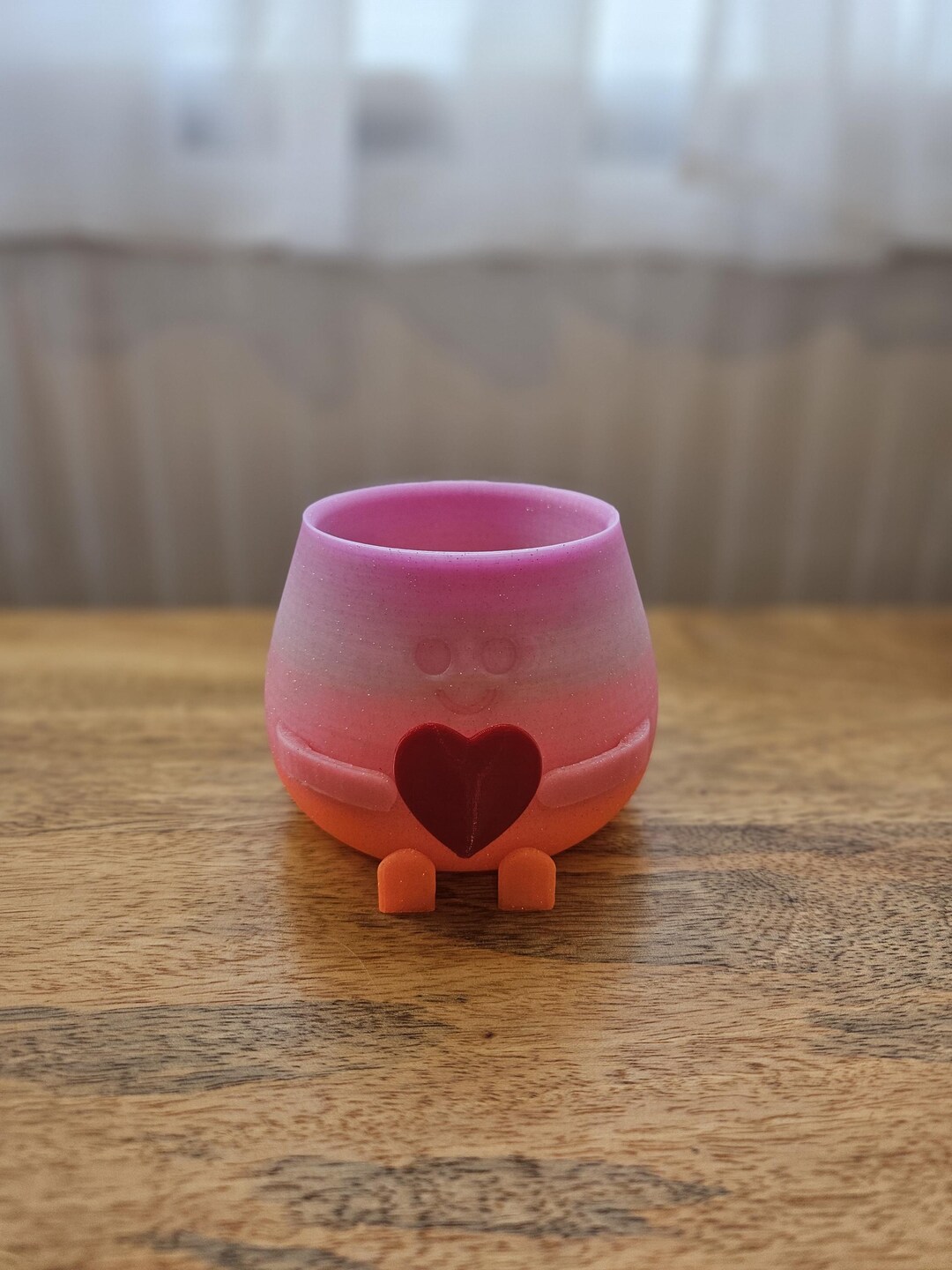 Heart Holding Planter – 3D Printed Indoor Plant Pot in Various Colors ...