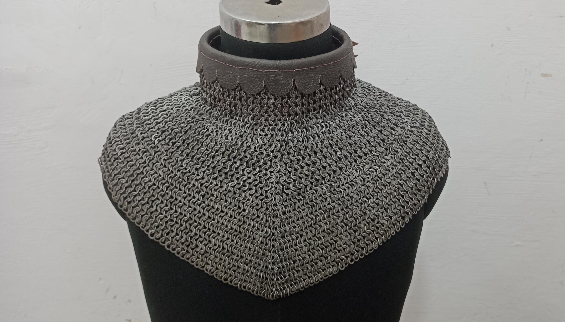 6mm Riveted Chainmail Collar: Medieval Gorget, LARP Costume - Etsy