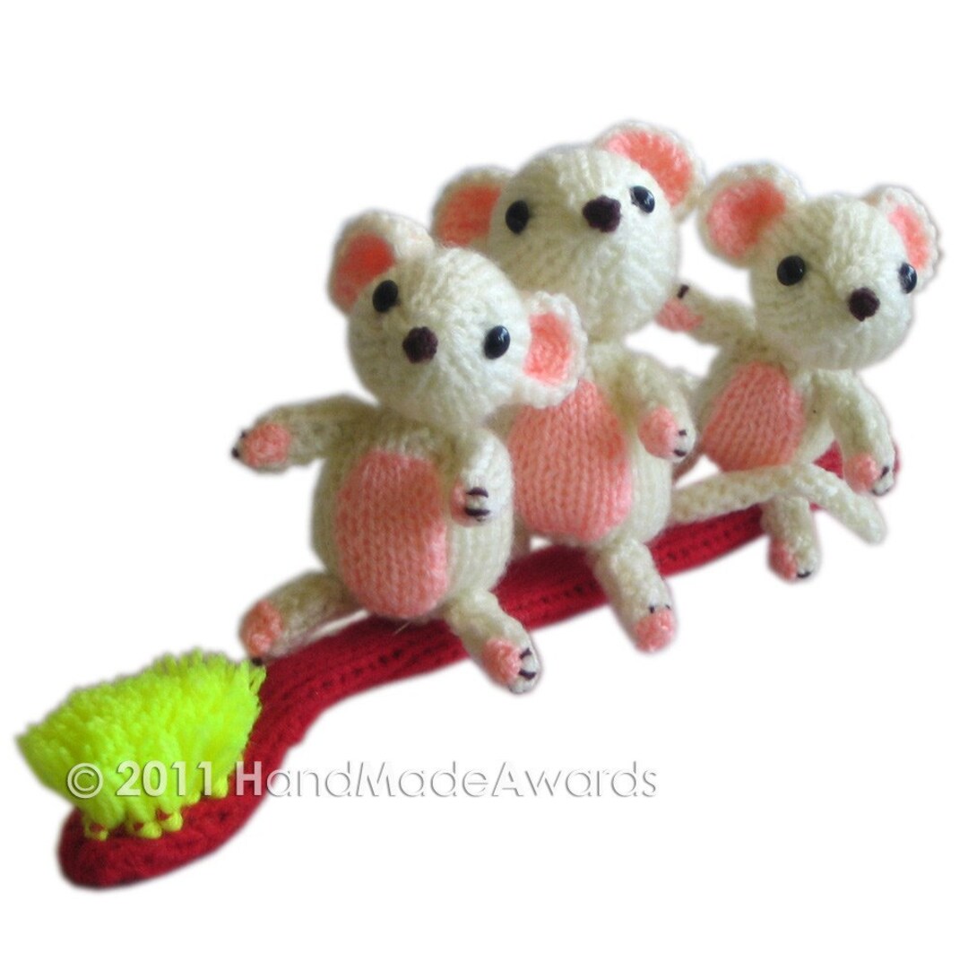 My Toothbrush and the Three Little Mice PDF Email Knit PATTERN - Etsy