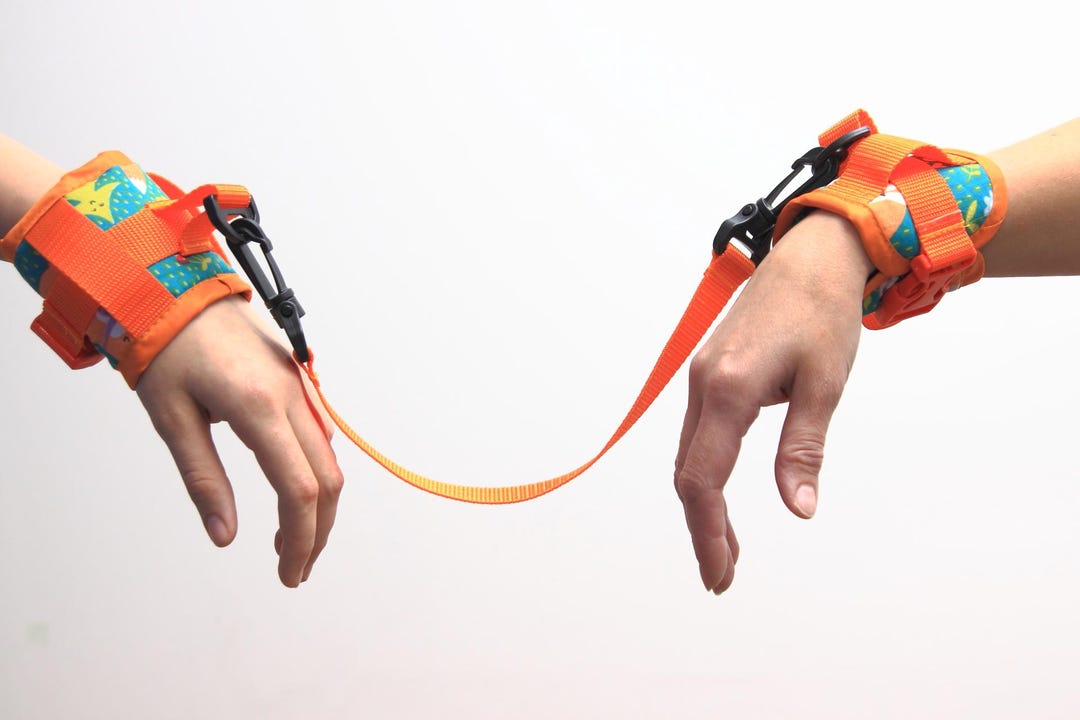 Adult Baby Double Anty Lost Belts, Adult Baby Anty-lost Double Wrist ...