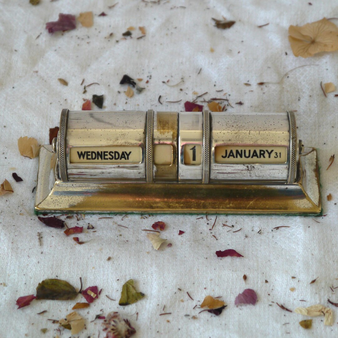 Vintage Silverplate Desk Top Calendar - Etsy