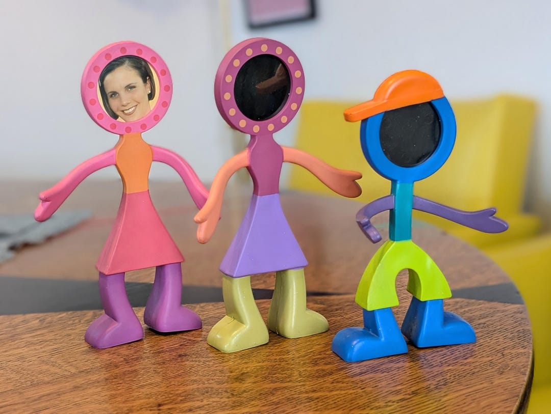 Vintage 1998 CBS DESIGNS Flexo-buddies Bendable Photo Frame Mom/mama ...