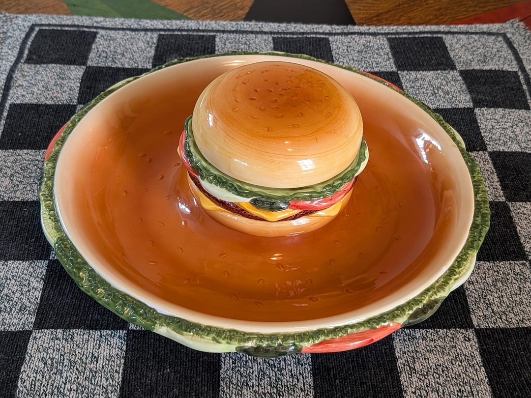 Vintage Ceramic Chip & Dip Cheeseburger Platter With Sesame Seed Lid ...