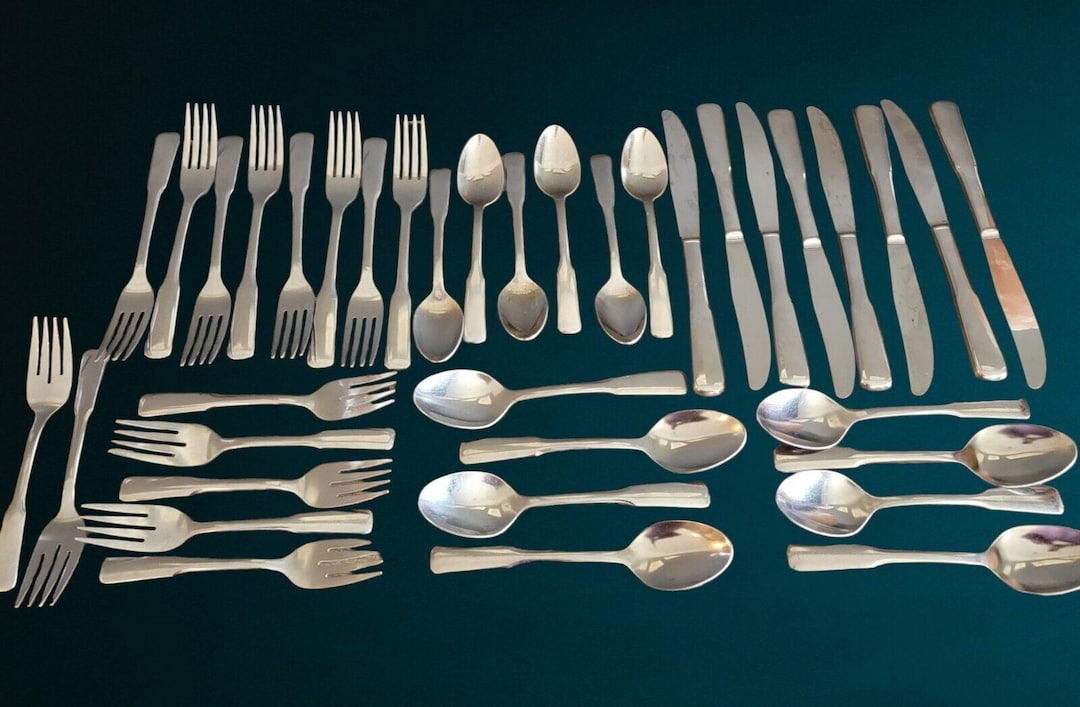Oneida Sinless SSS MINUTE MAN Colonial Boston 37 Pc Set Flatware - Etsy