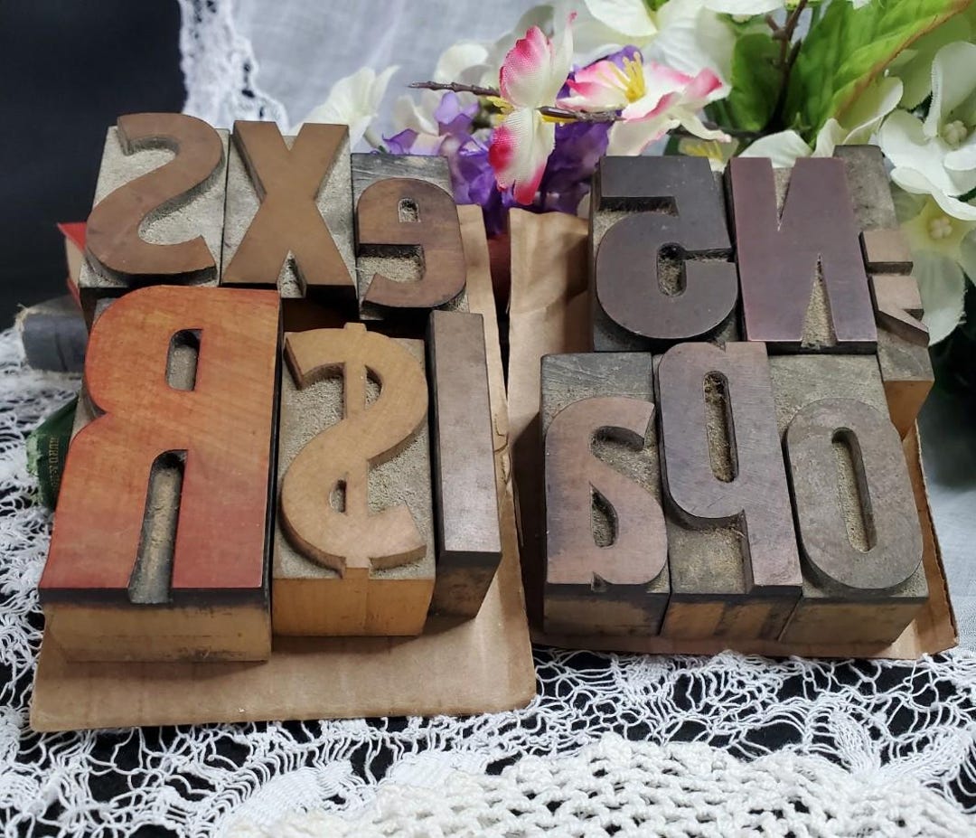 Vintage WOOD LETTERPRESS PRINTING Blocks. Lot of 12. Mixed Letters ...