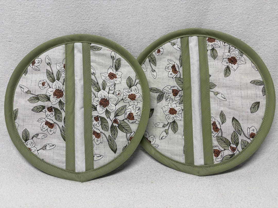Pot Holder Set 8” Round Tractor - Etsy