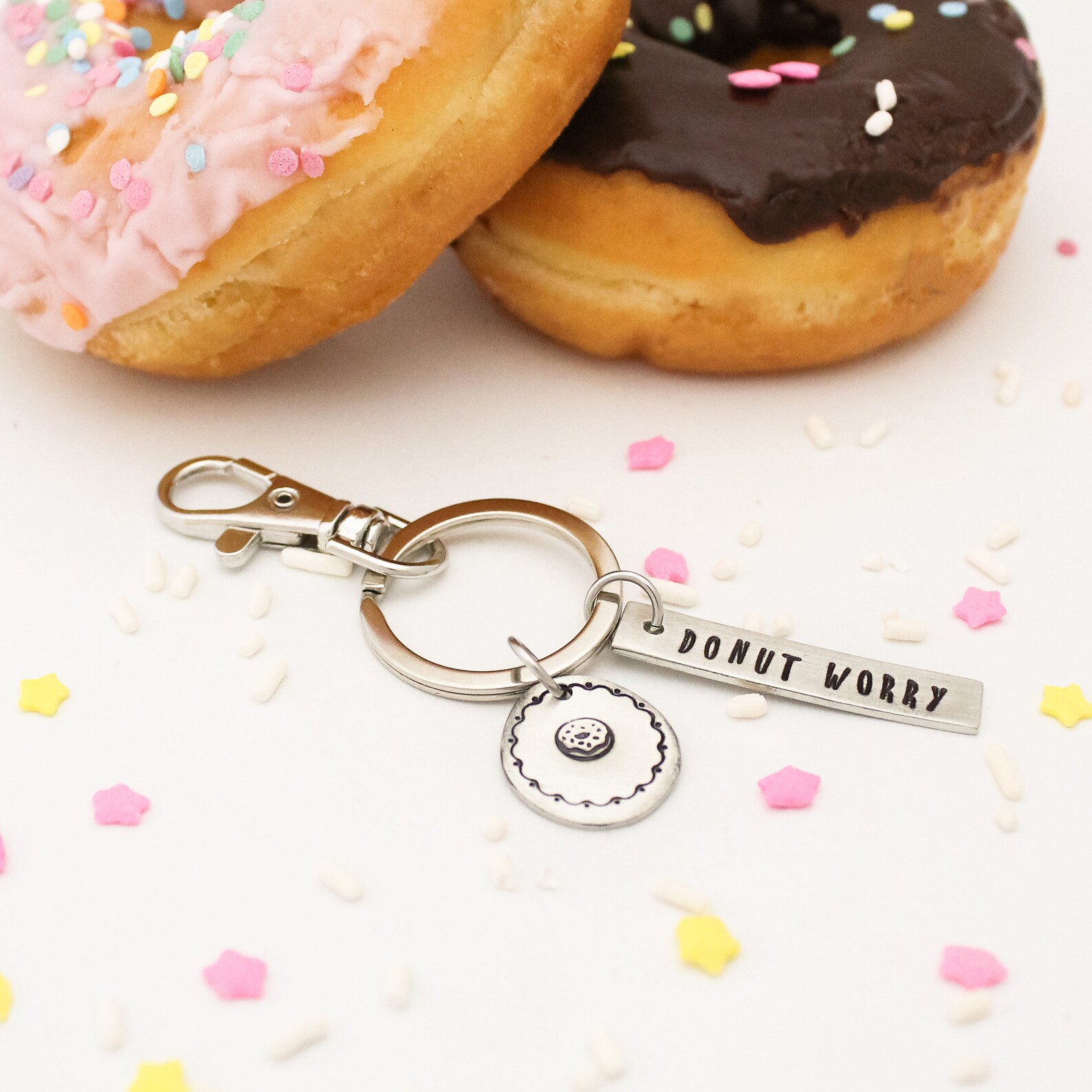 Donut Worry Keychain, Donut Keychain, Donut Lover Gift, Donut Key Chain ...