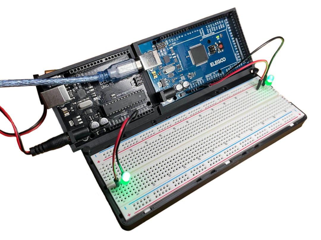 Adjustable Arduino Mega, Due, Giga, & Uno R3 Holder Kit 3D Printed DIY ...