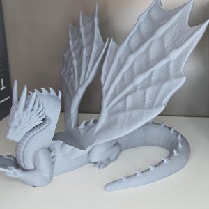 Dragon Reading Book Holder | Bookcase Decor | Book Display - Etsy