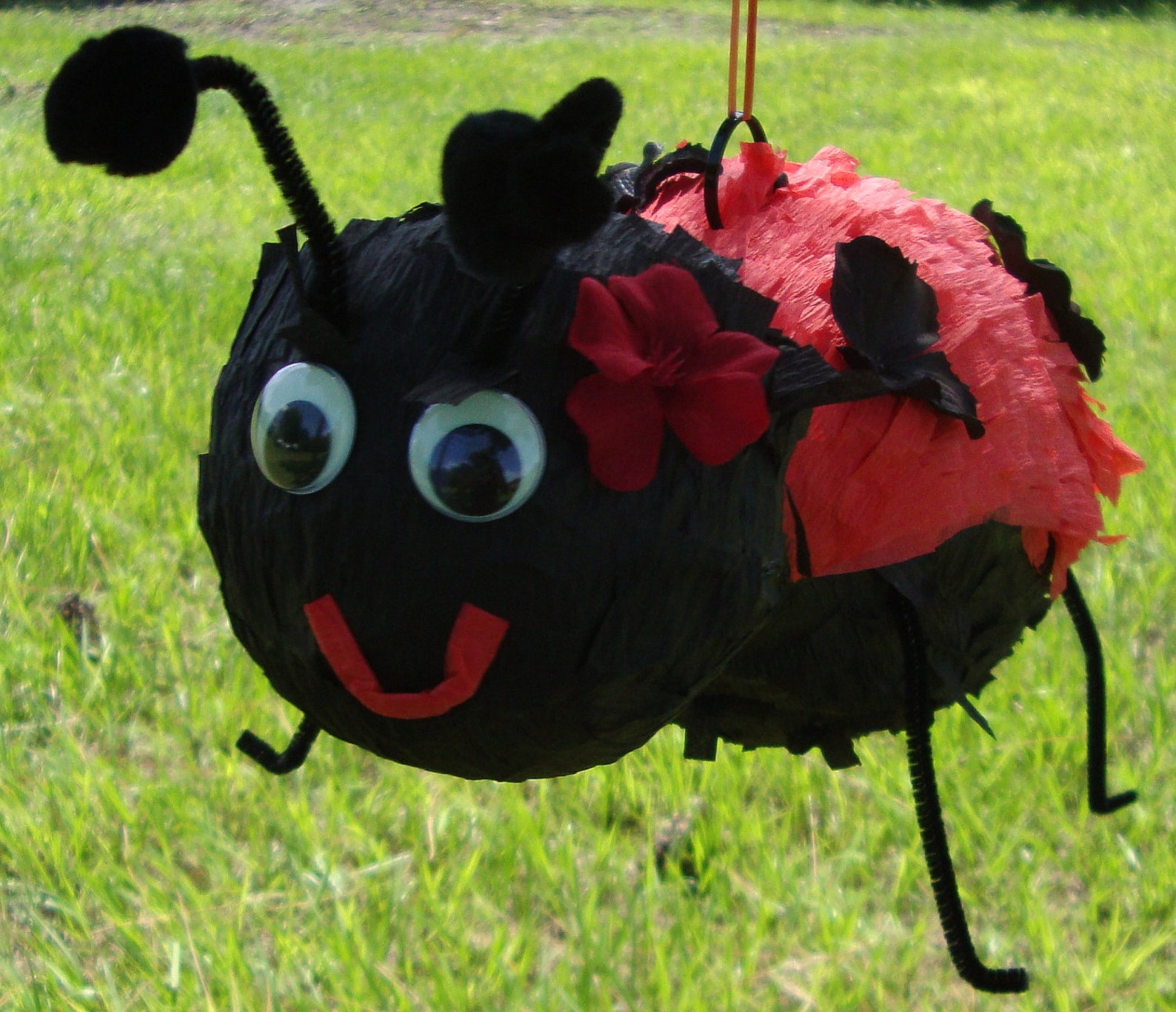 CUSTOM PINATAS Super Cute Flowering Ladybug Pinata - Etsy