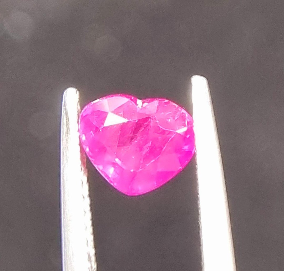 Ruby, 1.35 Carat Natural Ruby Heart Cut, Heated Ruby, Loose Gemstone ...