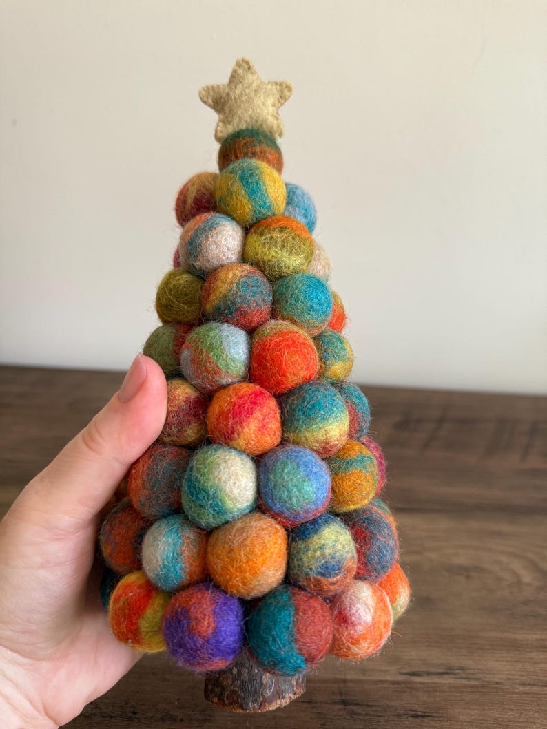 Colorful Felt Ball Christmas Tree – 2,5cm Wool Felt Balls in Rainbow ...
