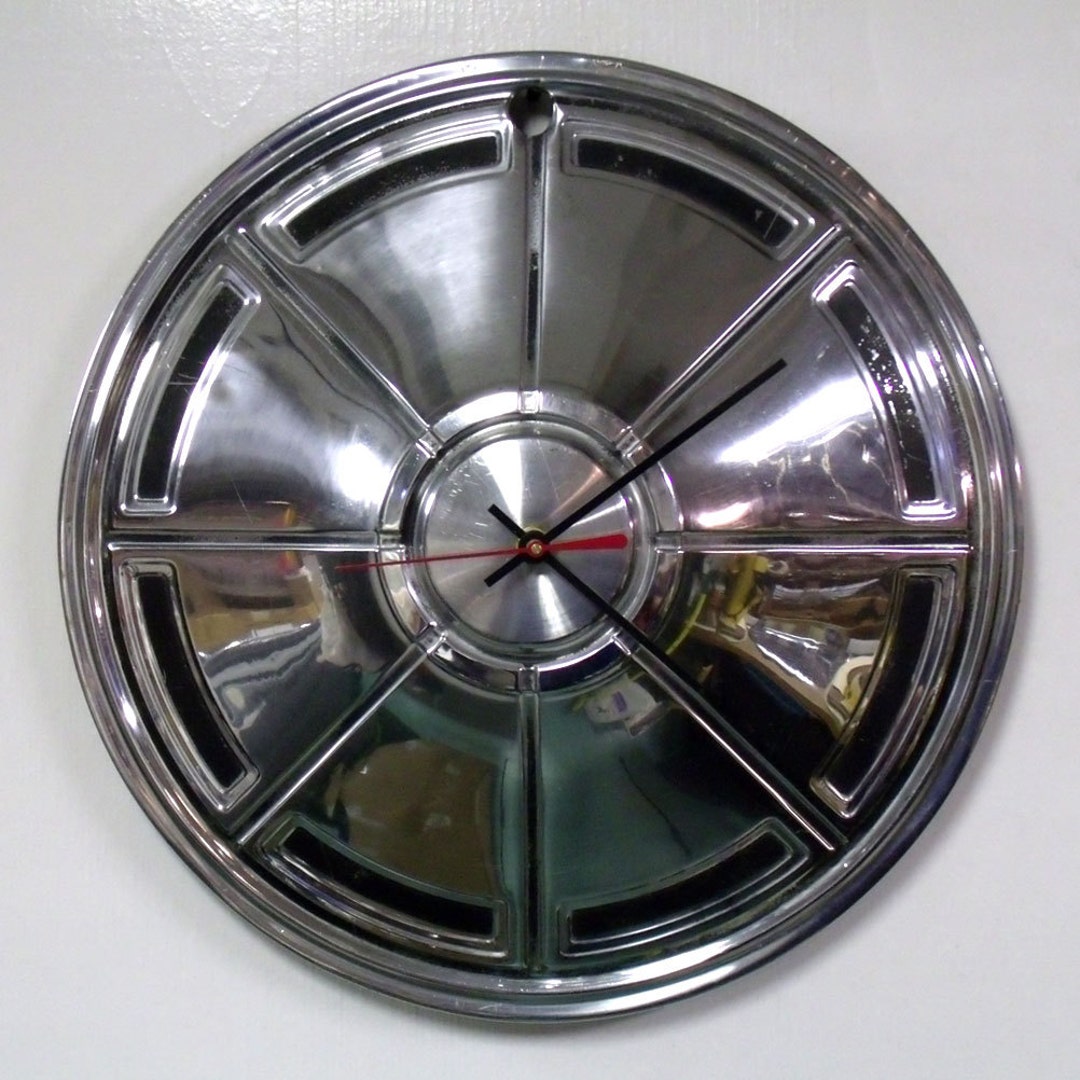 1972 1976 Plymouth Valiant Wall Clock Mopar Hubcap Hub Cap Wall Hanger ...