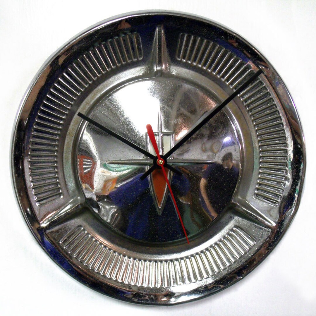 1960 Oldsmobile Wall Clock Olds Hubcap Clock Ninety-eight Delta 88 ...