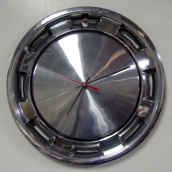 Mopar Hubcap Clock - Etsy