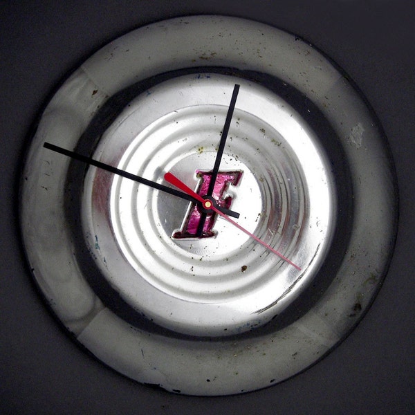 Ford Hubcap Clock - Etsy