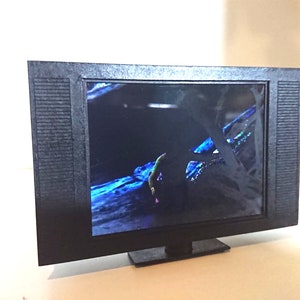 Miniature Modern Real Working TV, 1/12 Scale for Dollhouse and Roombox ...