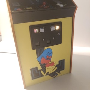Miniature Pac Man Arcade Machine, 1/6 Scale (playscale). - Etsy Canada
