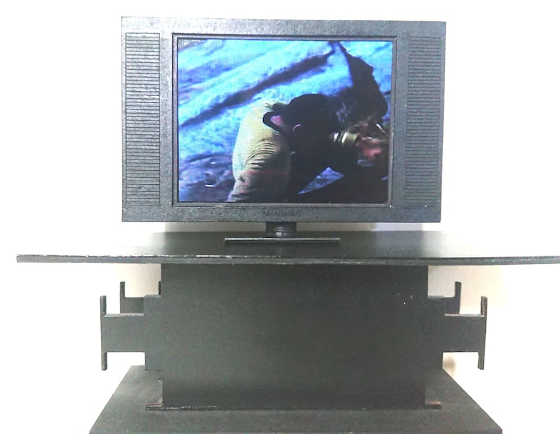 Miniature Modern Real Working TV, 1/12 Scale for Dollhouse and Roombox ...