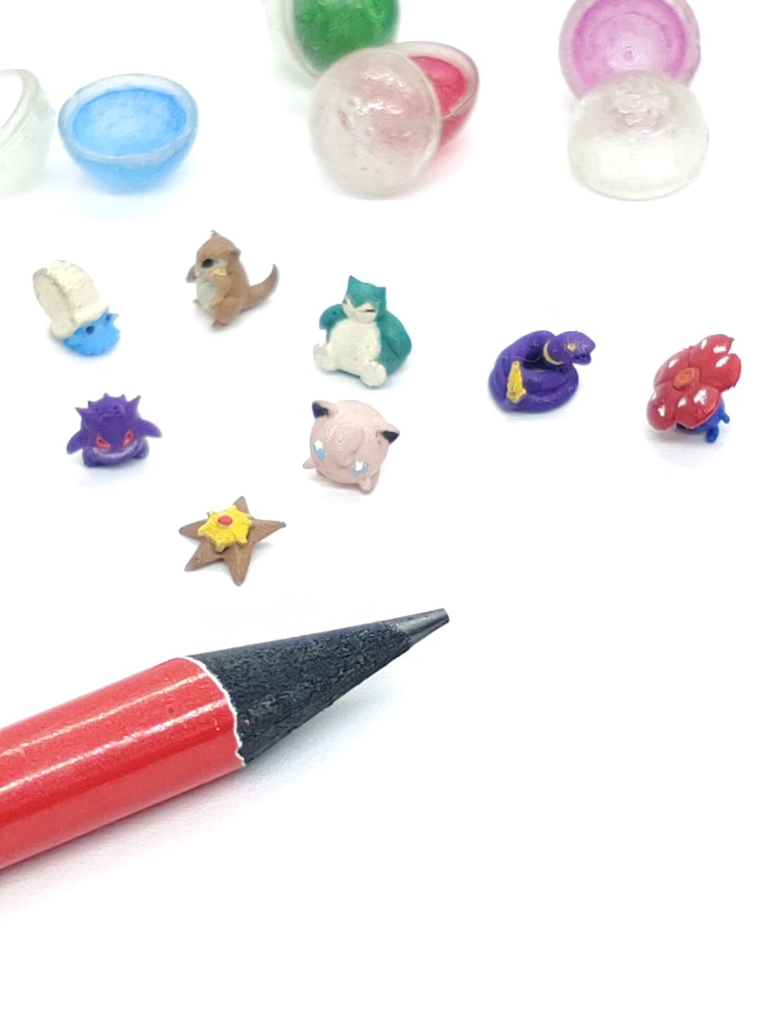 Dollhouse Miniature Real Capsule Toys (gashapon) With Mini Pokemon Toys ...