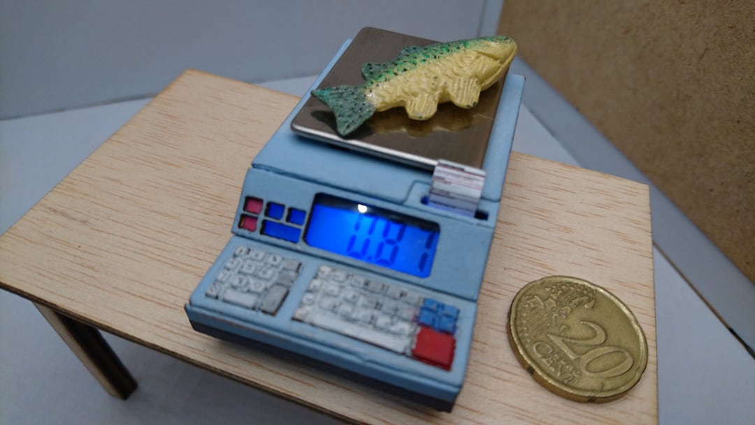 Miniature Working Electronic Scale, 1/12 Scale for Dollhouse, Roombox ...