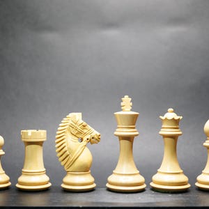 Rio Staunton Series Boxwood Chess Pieces, Biggy Knight Giant Chess Set ...