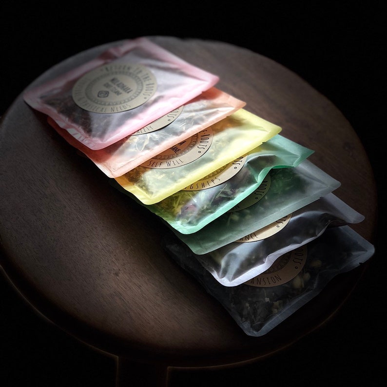 CHAKRA HERBAL TEA Tisane Sampler Set With Tumbled Crystals | Etsy