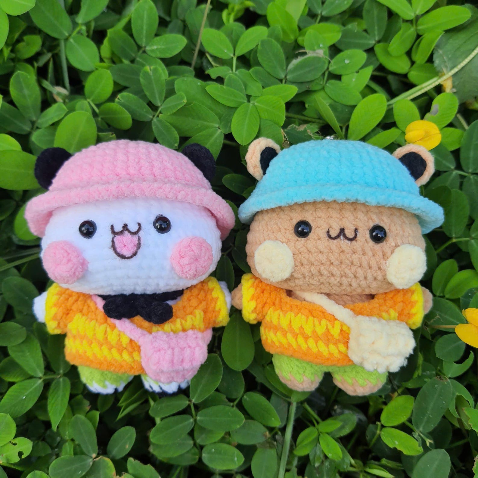 Cute Couple D B Crochet Keychains | Handmade Couple Gift | Amigurumi ...